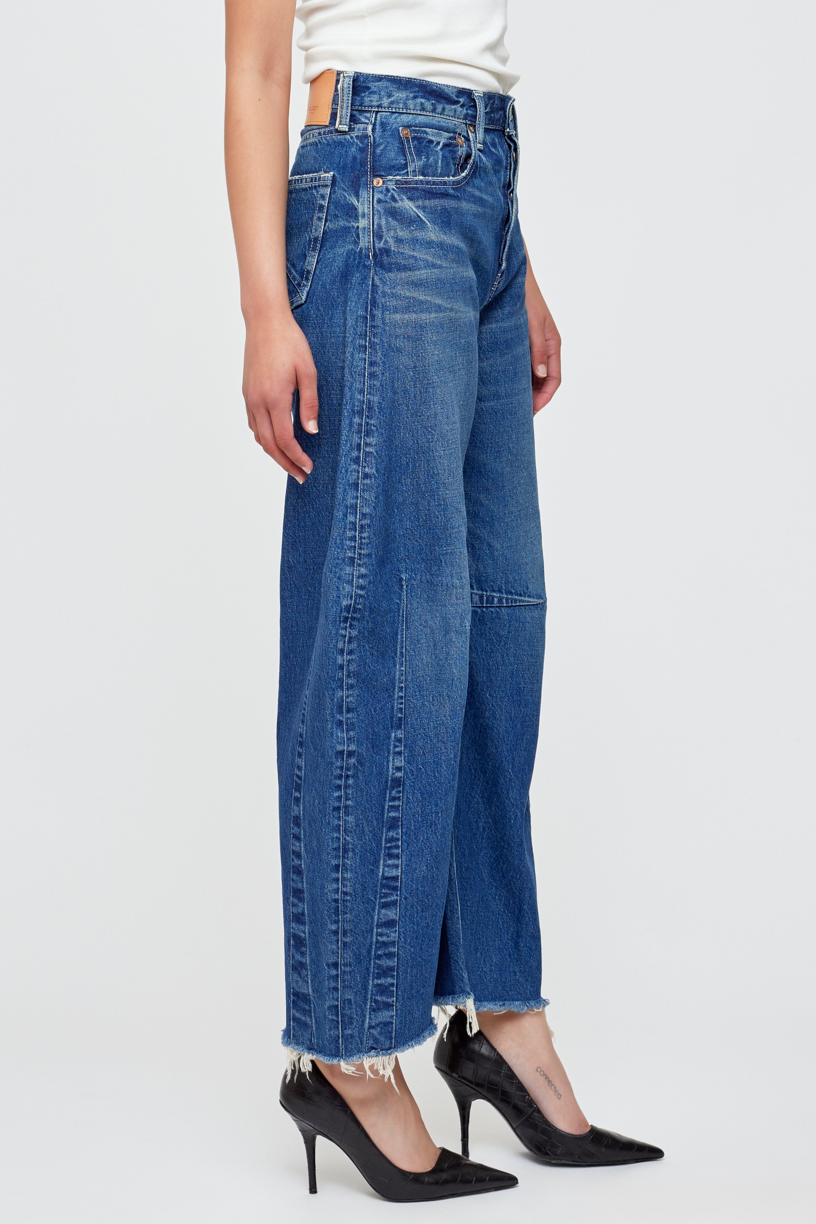 MOUSSY - Official Site