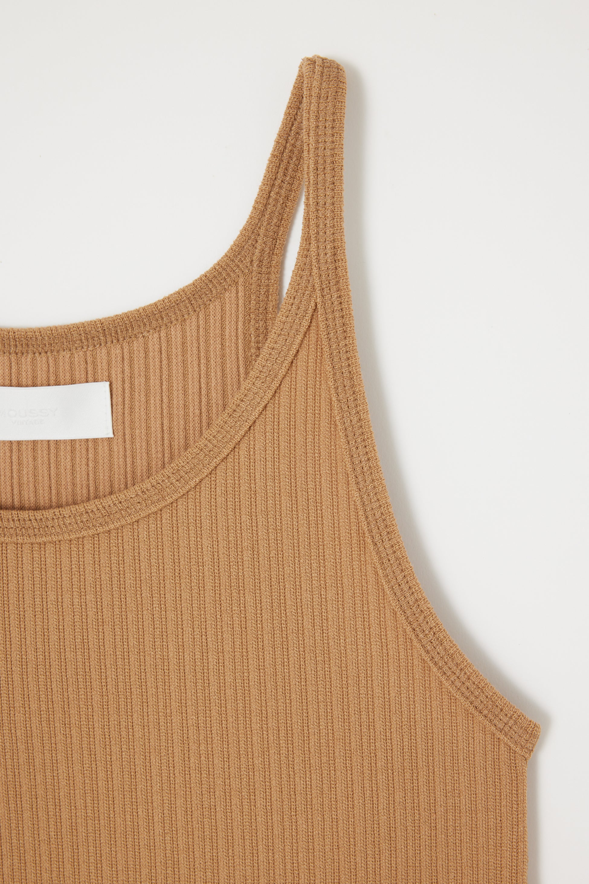 Basic Cami – MOUSSY