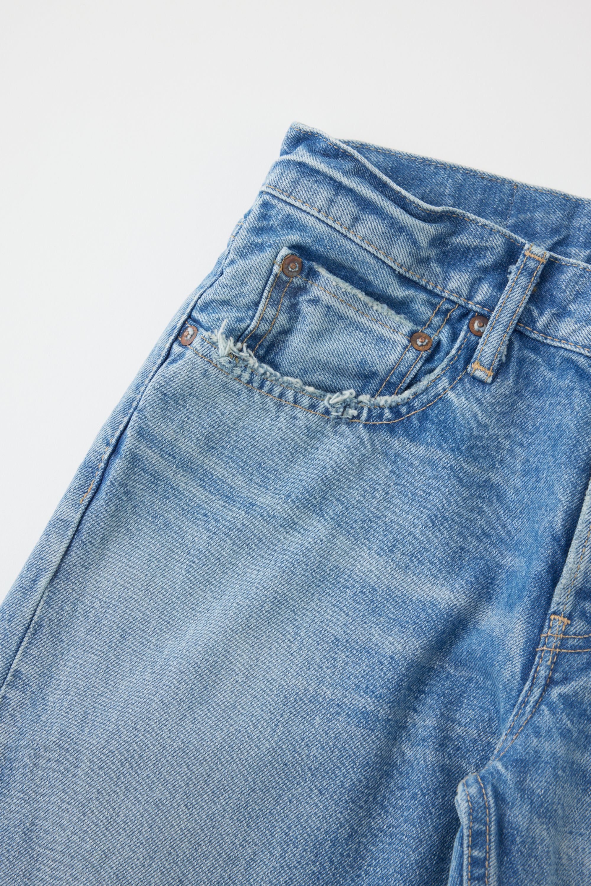 MOUSSY - Official Site